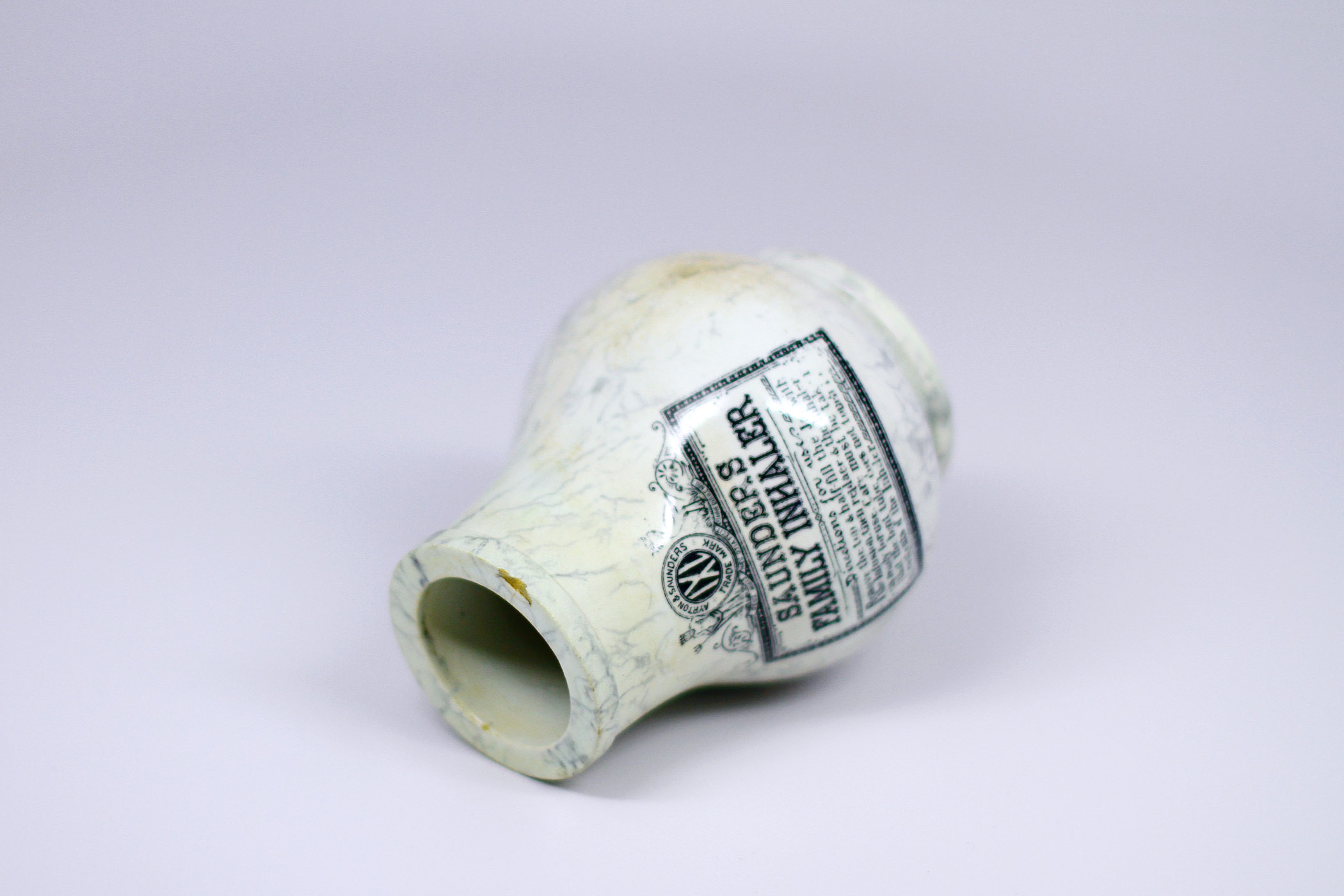 ANTIQUE SAUNDERS FAMILY RESPIRATORY INHALER | Antique Medical Instruments